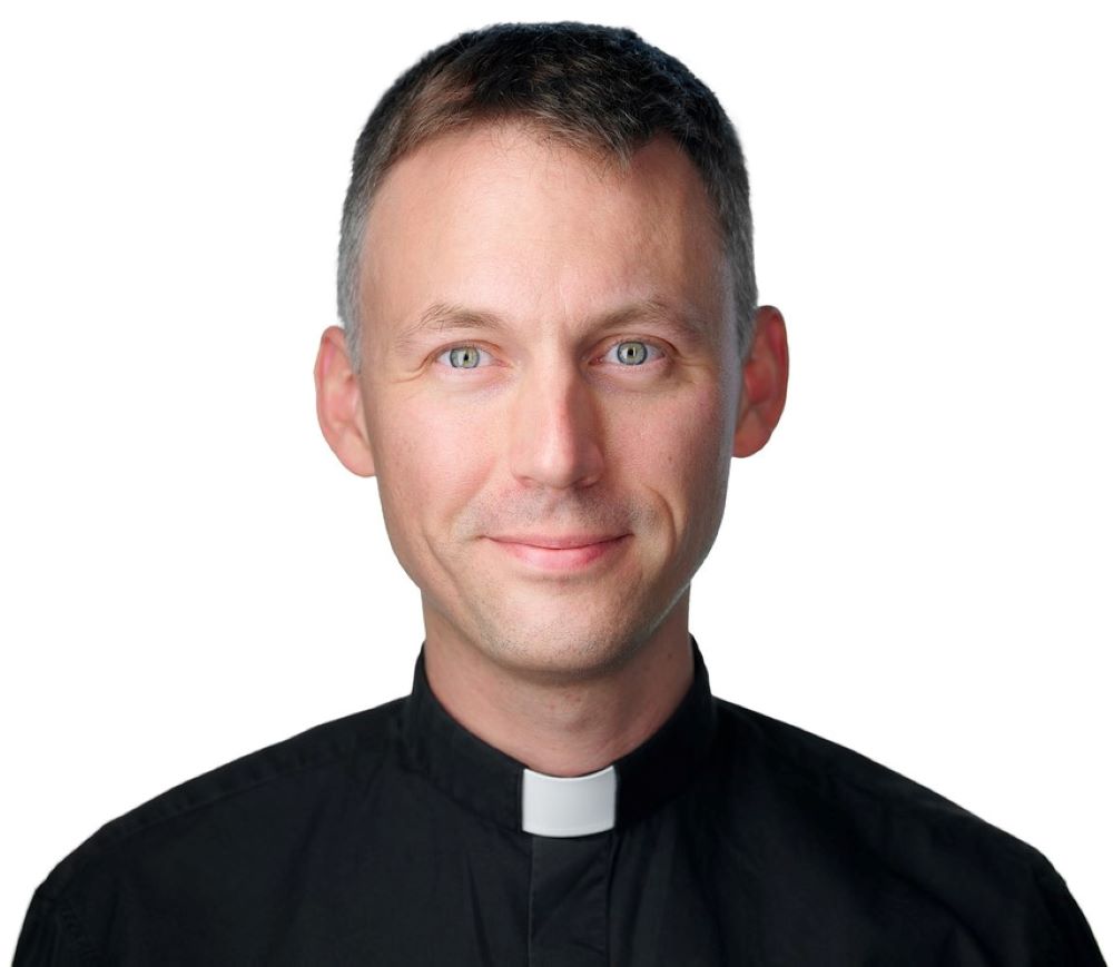 Matthew Dunch, SJ, DPhil - on leave Spring 2026 | Loyola University Chicago
